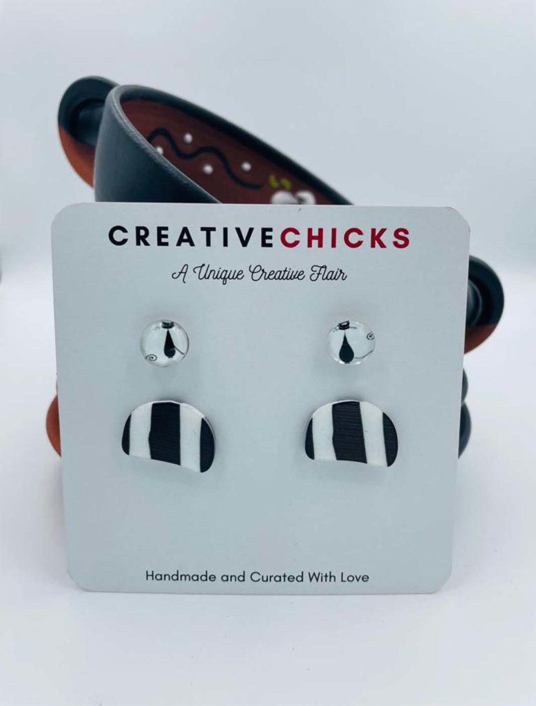 Awesome Stud Pack 18 – Creative Chicks